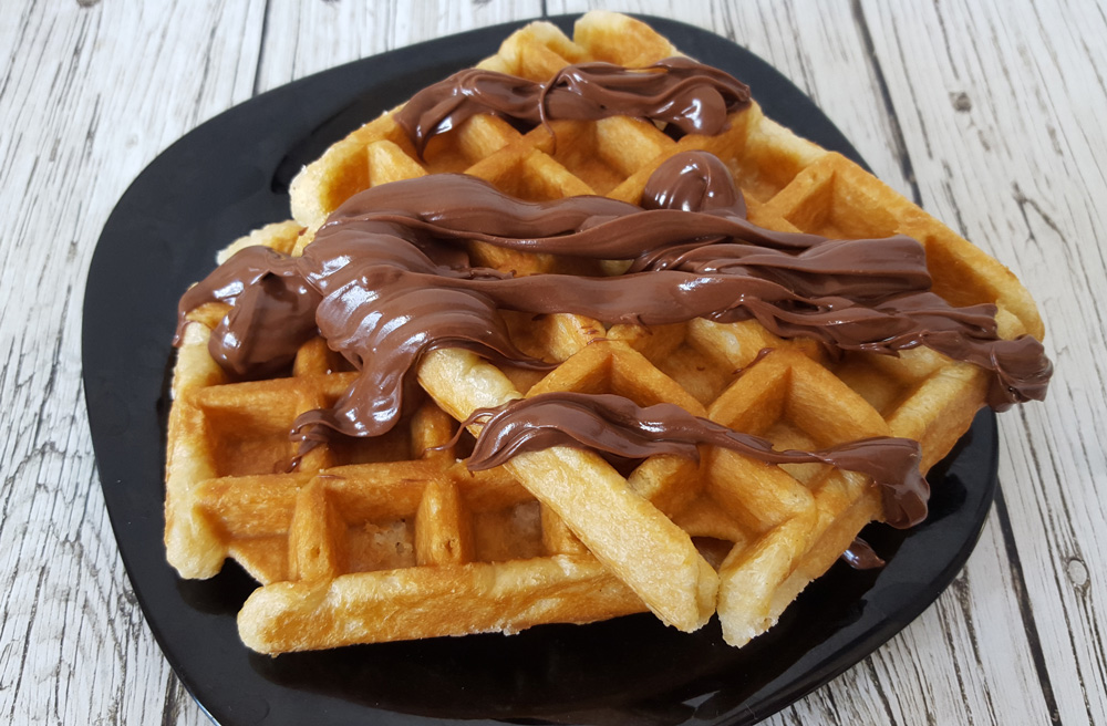 Gofres con Nutella, desayuno de domingo. - Dulces, tartas y otras historias