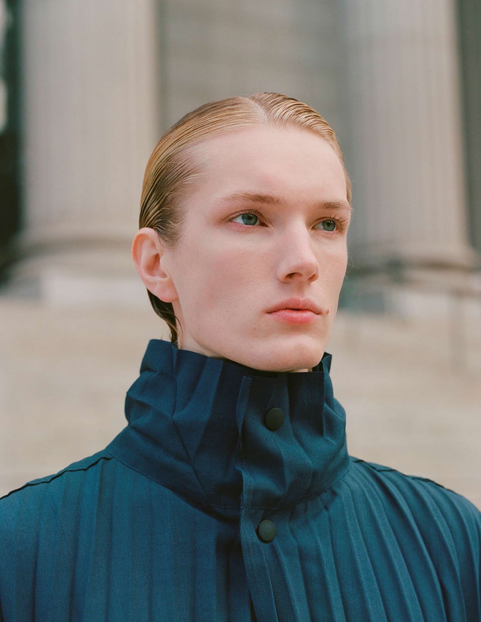 Alexandre Bagot y Colin Grams para Man of Metropolis por Andrew Thompson