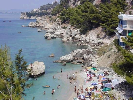 The tourist season opens in Vlora; beaches 'ready to remove masks and ...