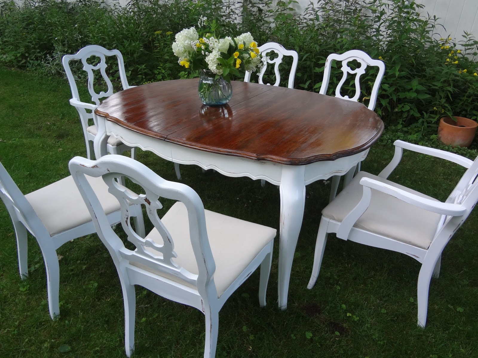 Heir and Space: A Vintage Cherry Dining Set