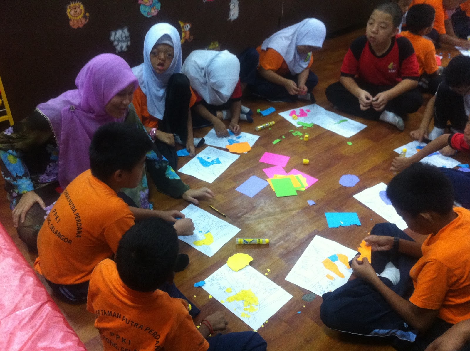 PPKI SK Taman Putra Perdana: KEMAHIRAN MANIPULATIF (AKTIVITI KOLAJ)