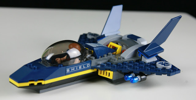 Fruitless Pursuits: Review: Avengers Lego!