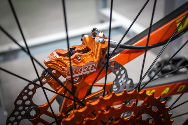 Eurobike 2015: HOPE Industries Orange Series Part | Arm Crank