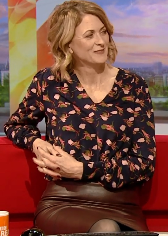 Lovely Ladies in Leather: Rachel Burden in leather pencil skirts