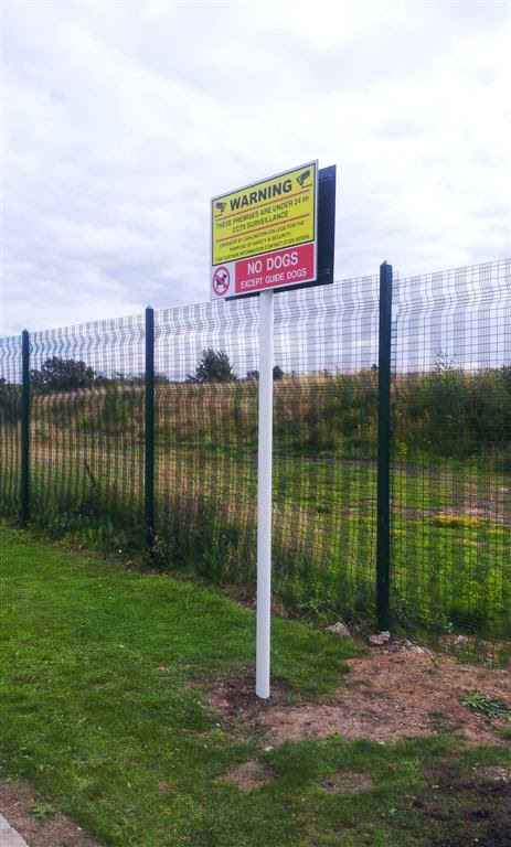 The Green I Signs Blog: Plate & post signs fitted at Darlington College ...