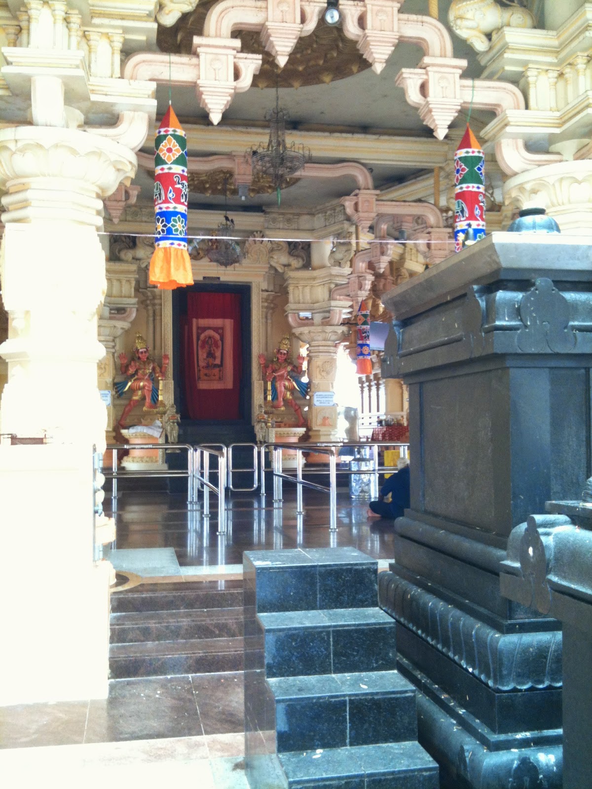 There's more to life: Sri Maran Marathandavar Temple, Maran