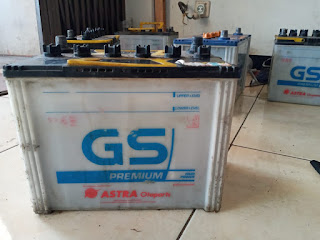 Cara Merawat Aki Accu Basah Dengan Baik - Bengkel Mobil Hebat