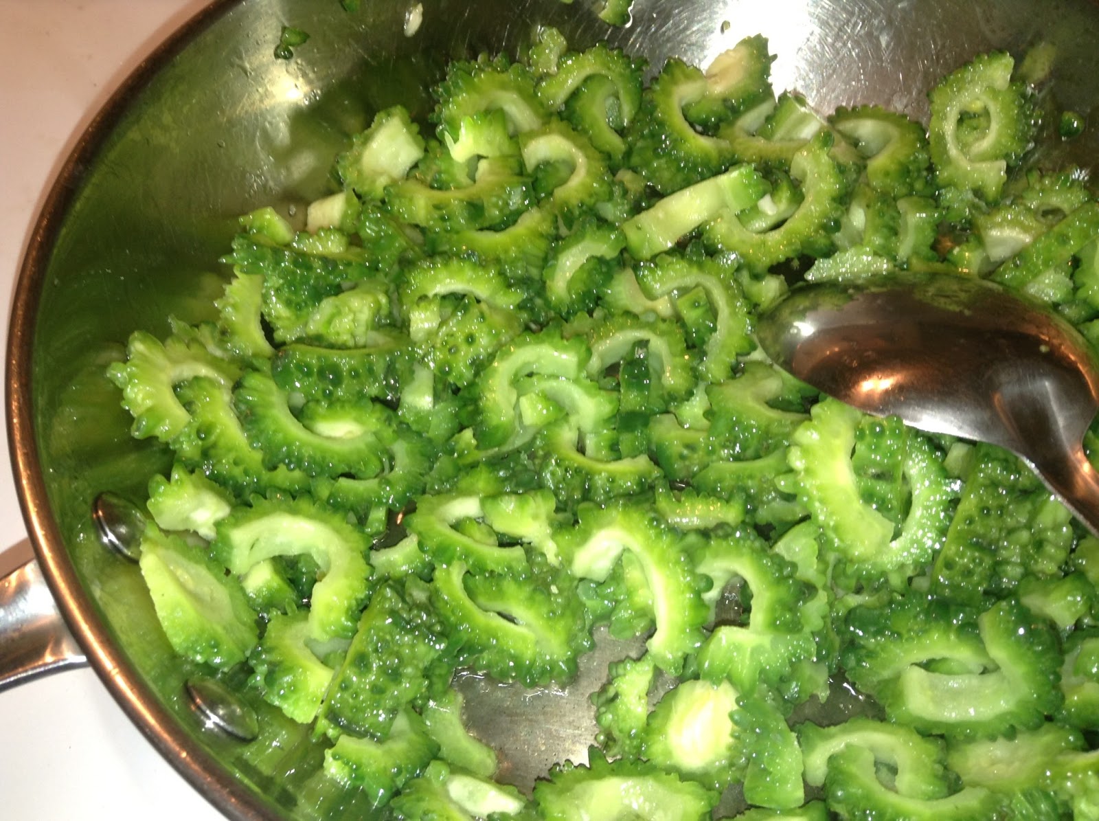 The Complete Cheer Food: Pakarkai Poriyal / Bitter Gourd Stir Fry