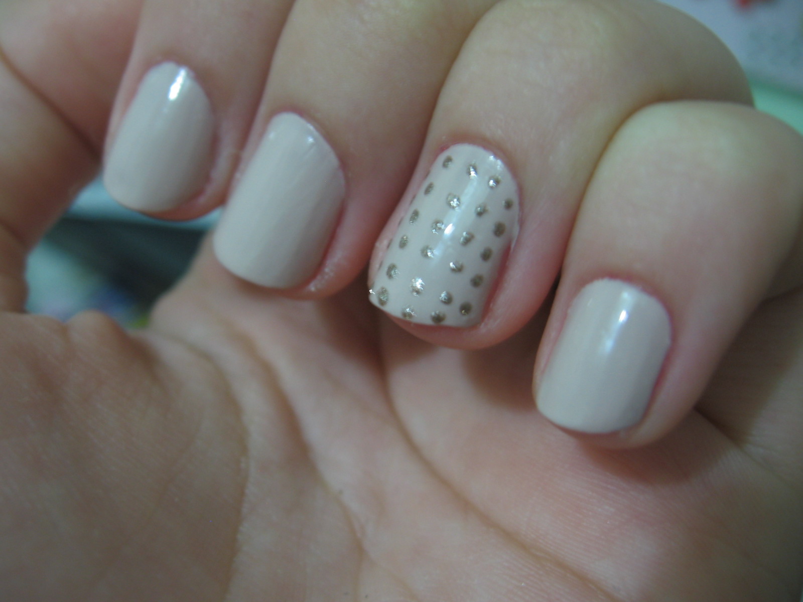 Joice Nascimento: Unhas discretas