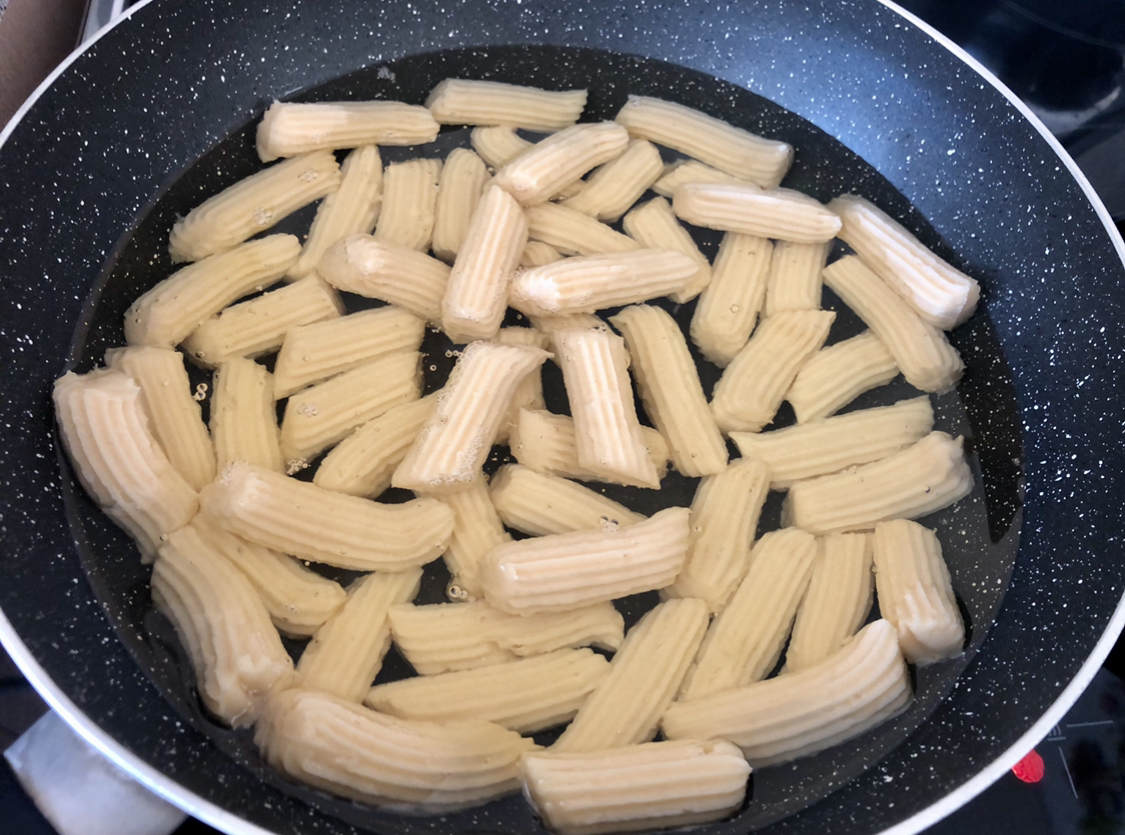 TULUMBA TATLISI (Turkish Churros Recipe) | Episode 444 - Baking with Eda