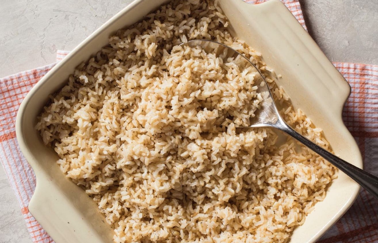 Cooking Delicious Foolproof Baked Brown Rice - The easy way! | Ideal Twist