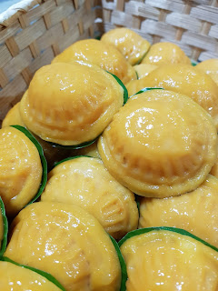 AL's Kitchen: Orange Sweet Potato Angkoo Kuih with Mung Bean Paste Fillings