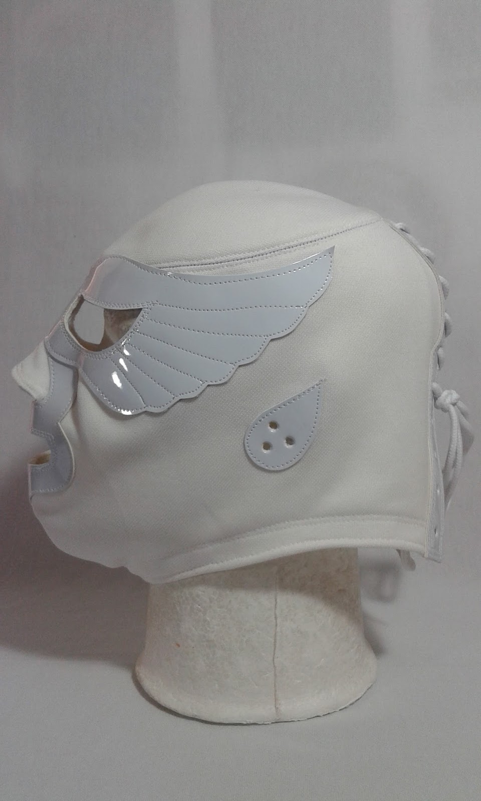 Máscara ANGEL BLANCO Fabricada por El Dorado & Extreme Lucha Colombia ...