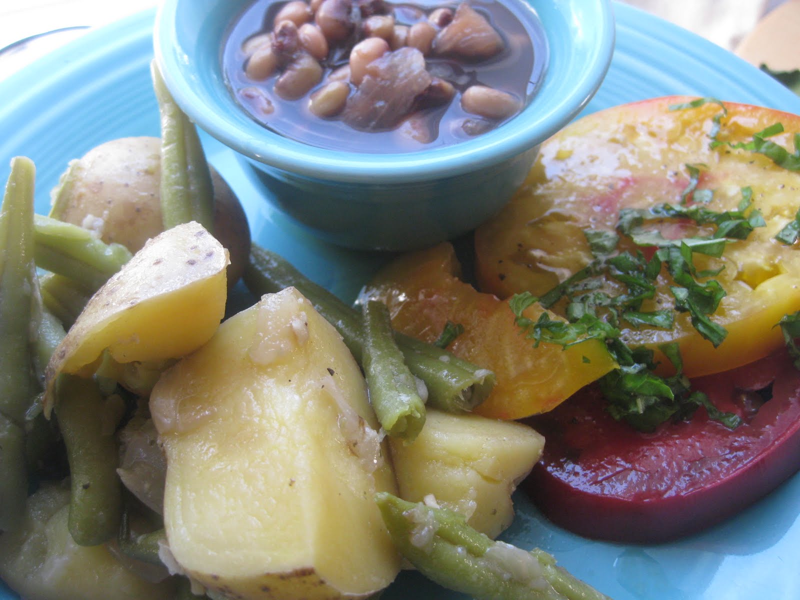 Food Snobbery is my Hobbery: Overgrown Green Beans?