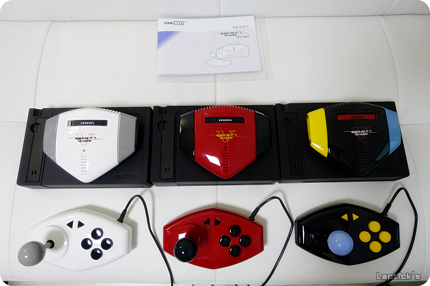 Se han creado tres ediciones, la roja, la blanca y la negra, todos con ...