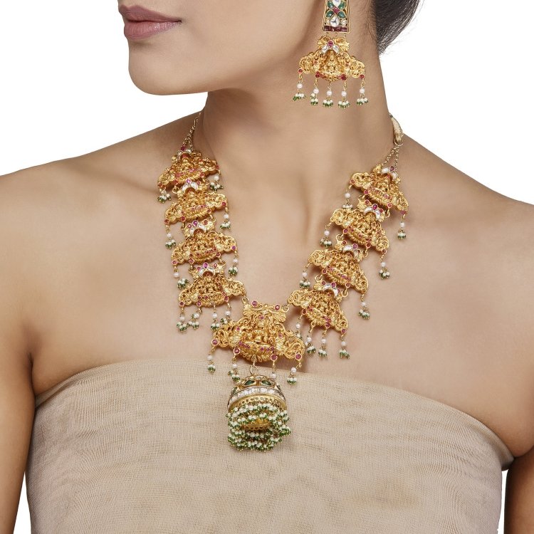 Asha kamal Modi jewellery designs