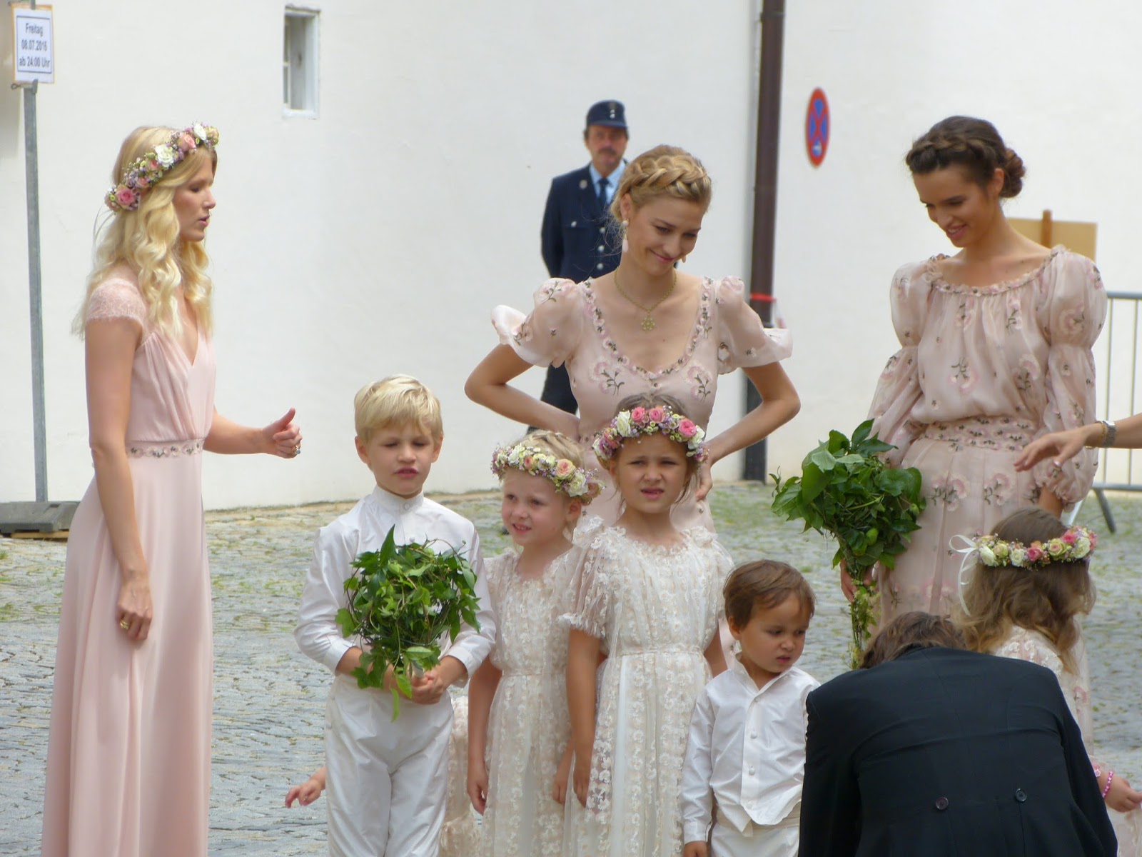 Royal Musings: The wedding of the Hereditary Prince of Oettingen ...