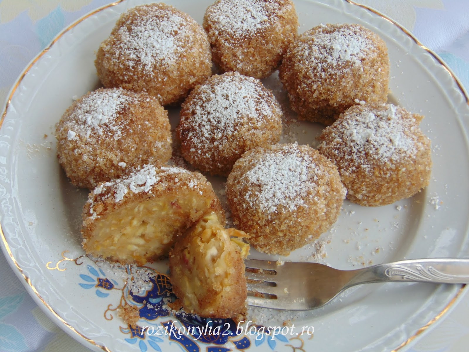 Rozi erdélyi,székely konyhája: Almás gombóc