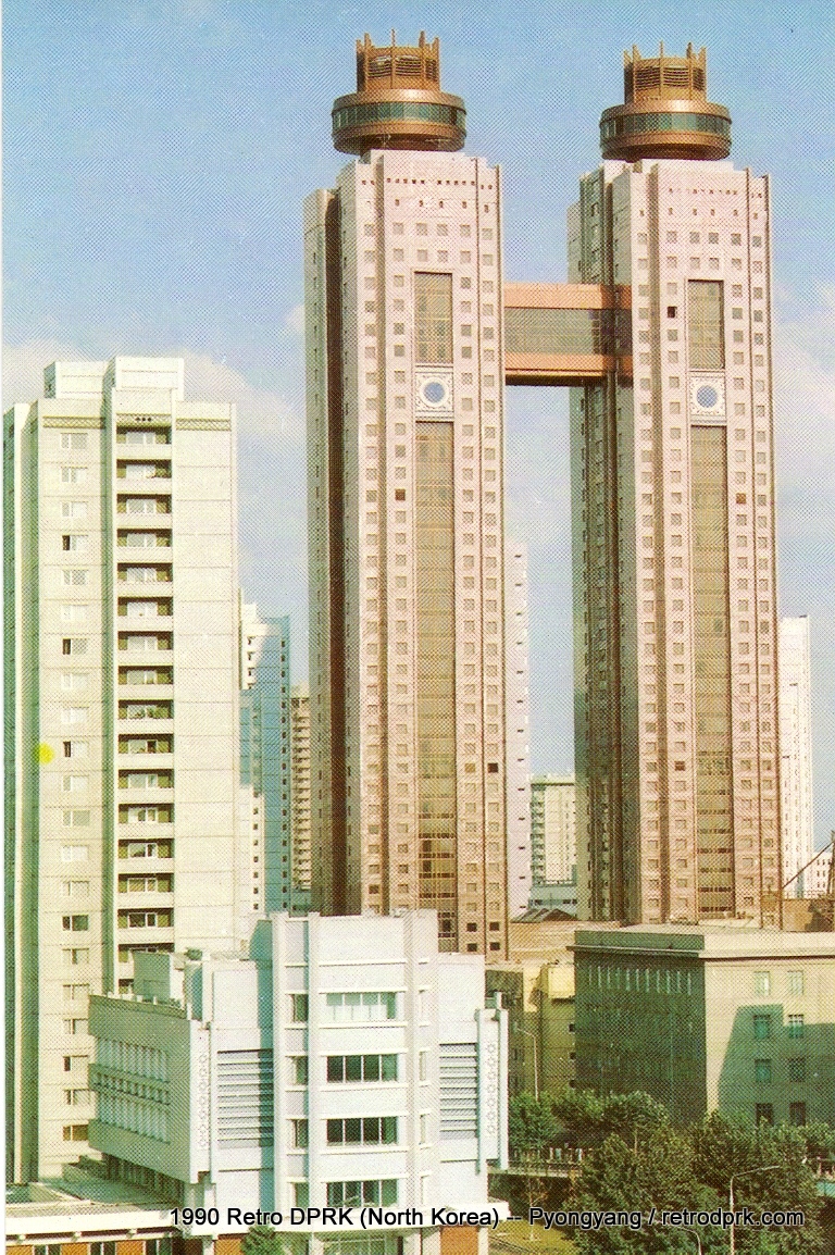 1990 Postcard Set -- Pyongyang