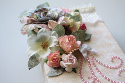 Flying Unicorn: Bag Of Goodies - Using the August Kit