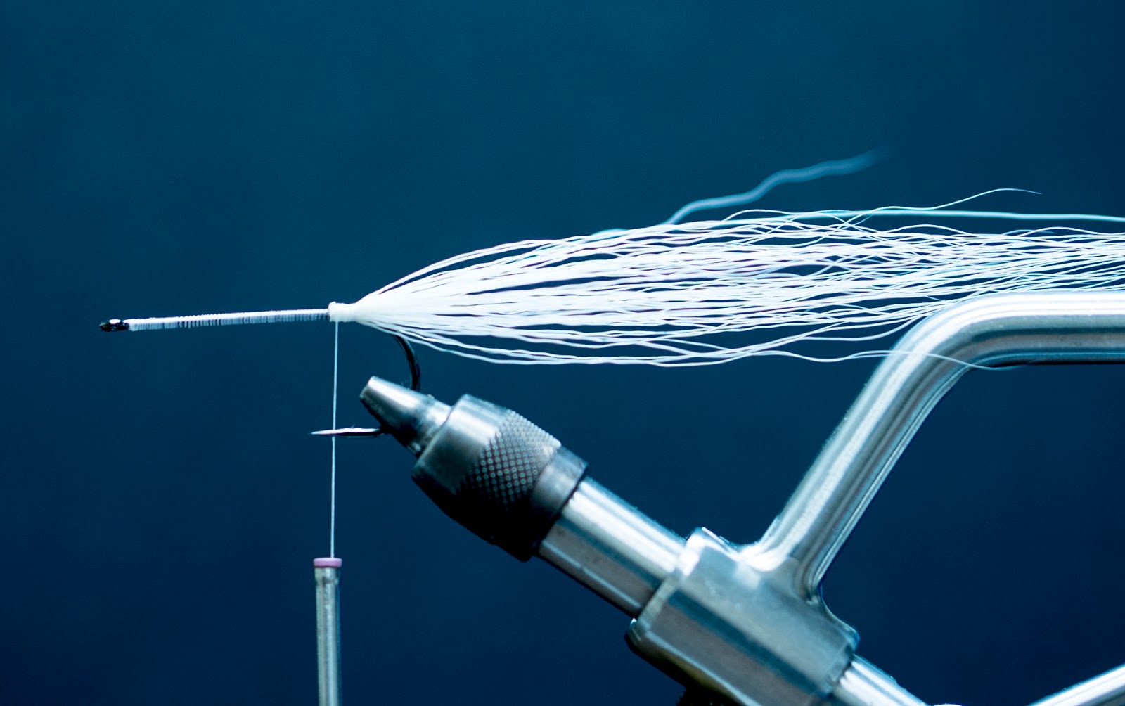 Mad River Outfitters: Fly Tying- The Hollow Fly- "Sexy Shad"