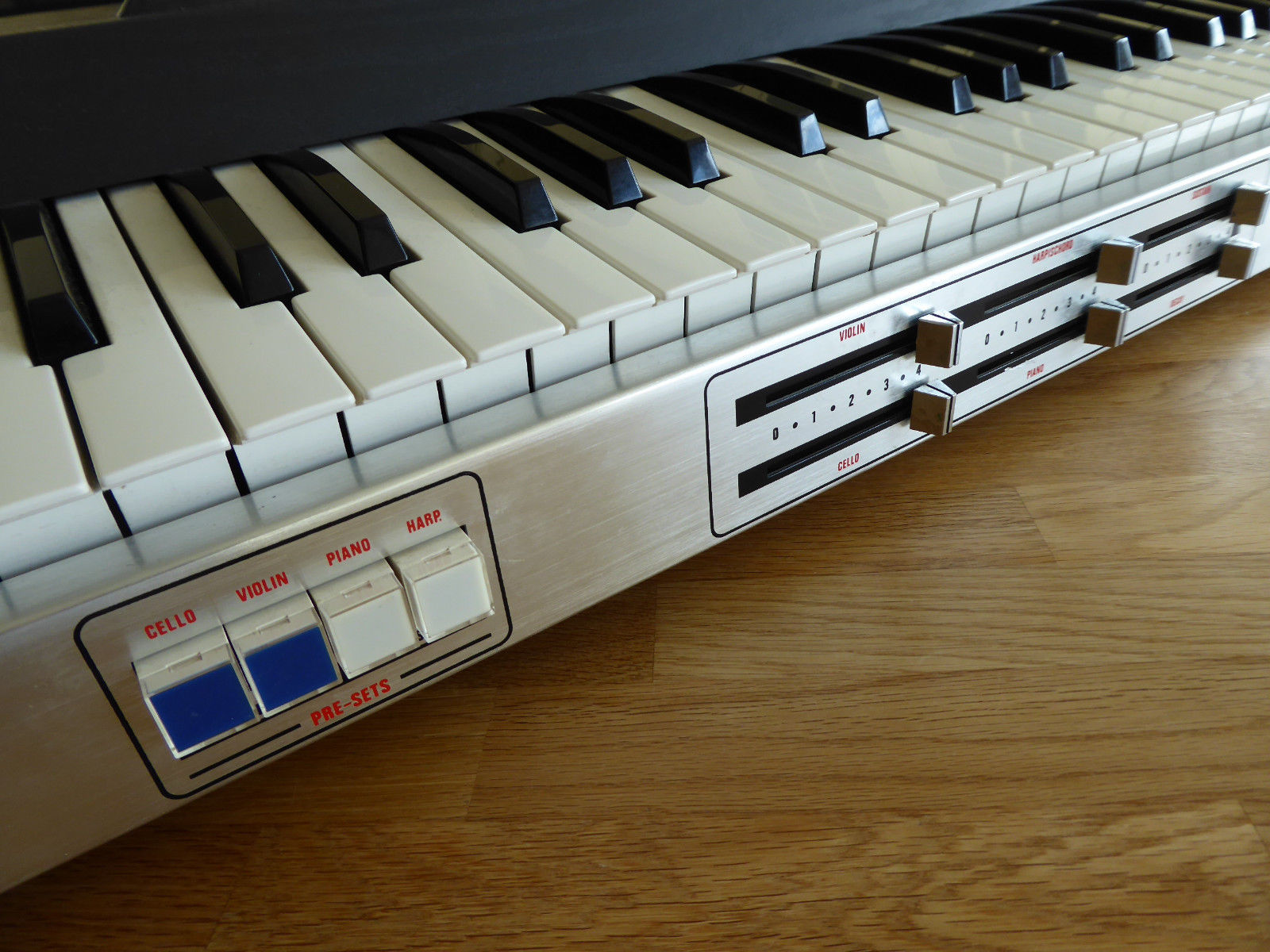 MATRIXSYNTH: Welson KO ( keyboard orchestra ) string synthesizer