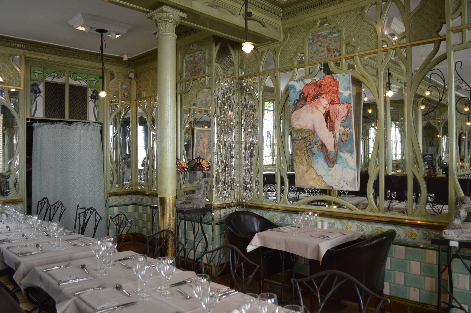 Le Bouillon Racine, un resto art nouveau au cœur de Paris - My Travel Blog