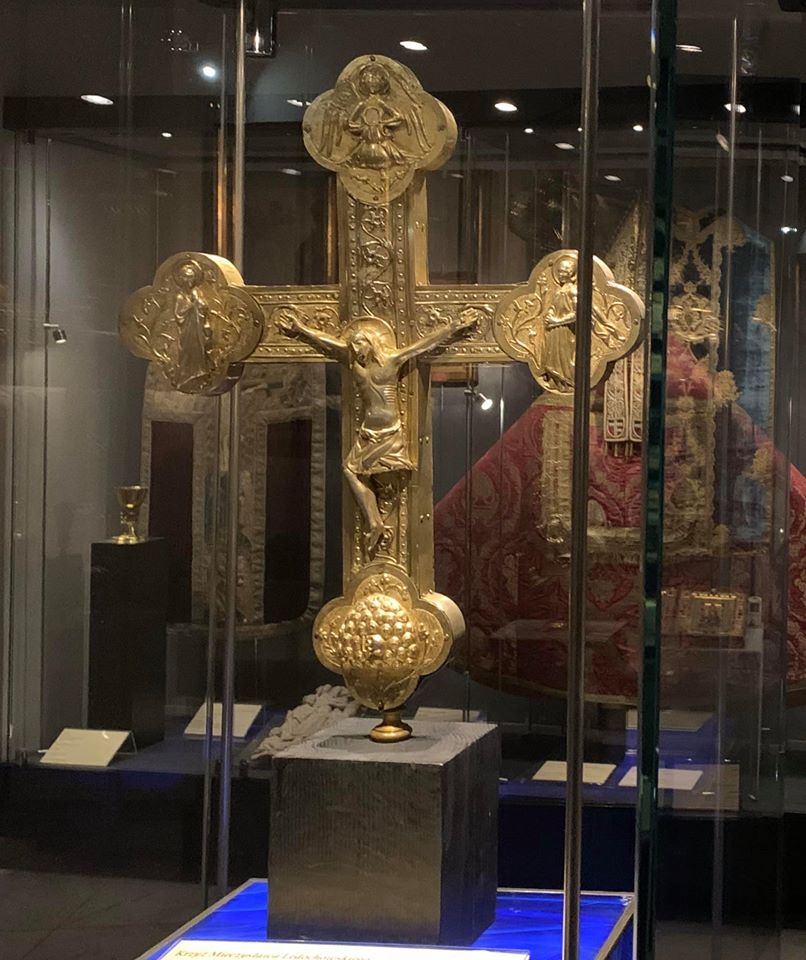 New Liturgical Movement: The Treasury of the Wawel Cathedral in Krakow