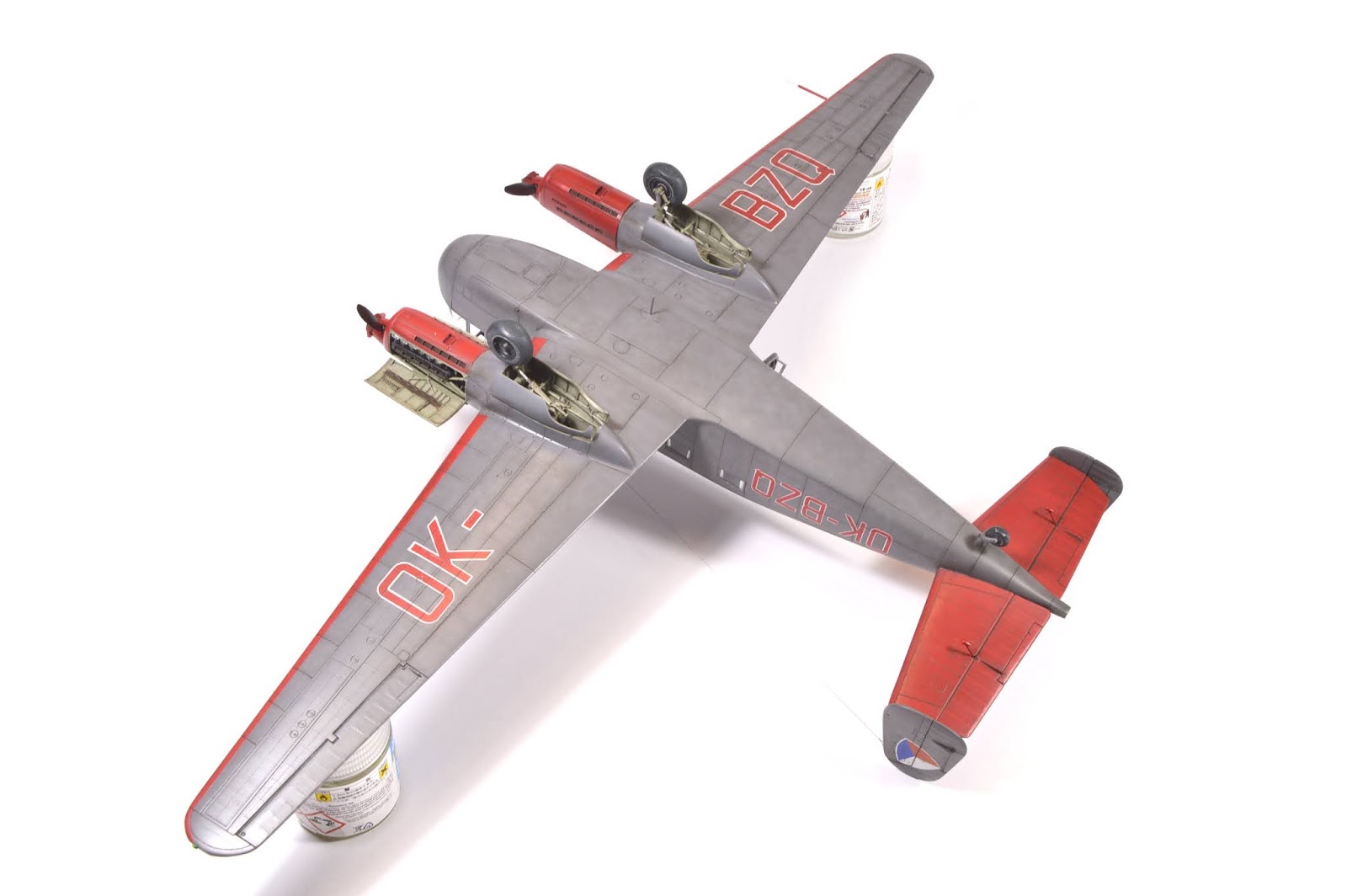Aero C-103A (Si 204D) se sety CMK 1/48 - postavený model Roberta Szwarce