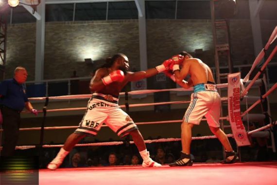 Photos: Gifted Cole knocked out Mexican Yair Agular in round 3 of a 10 ...