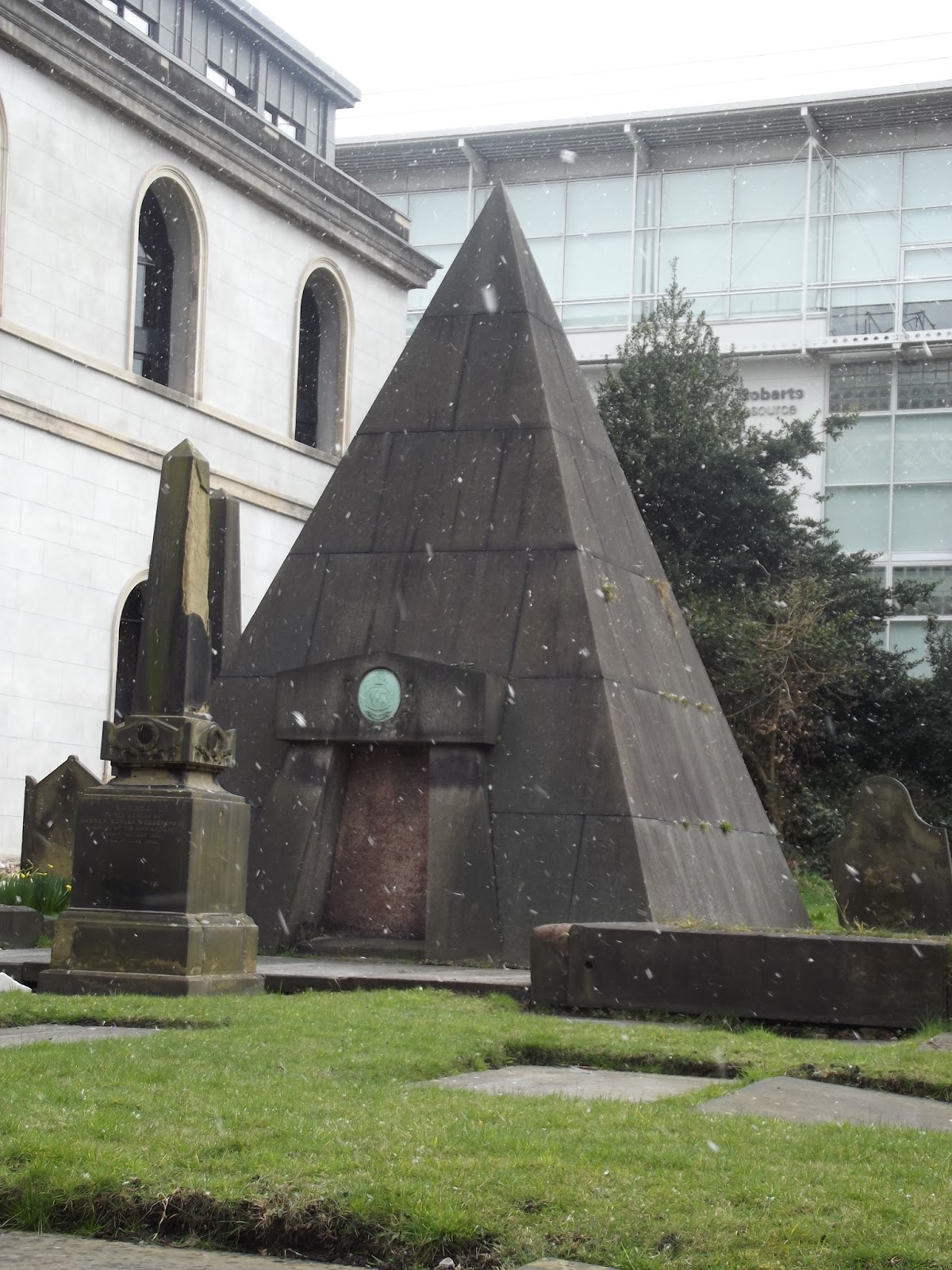On the trail of Mad Jack Fuller: William Mackenzie's Pyramid, Church of ...