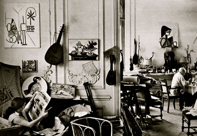 MONDOBLOGO: picasso in his studio villa "la californie"