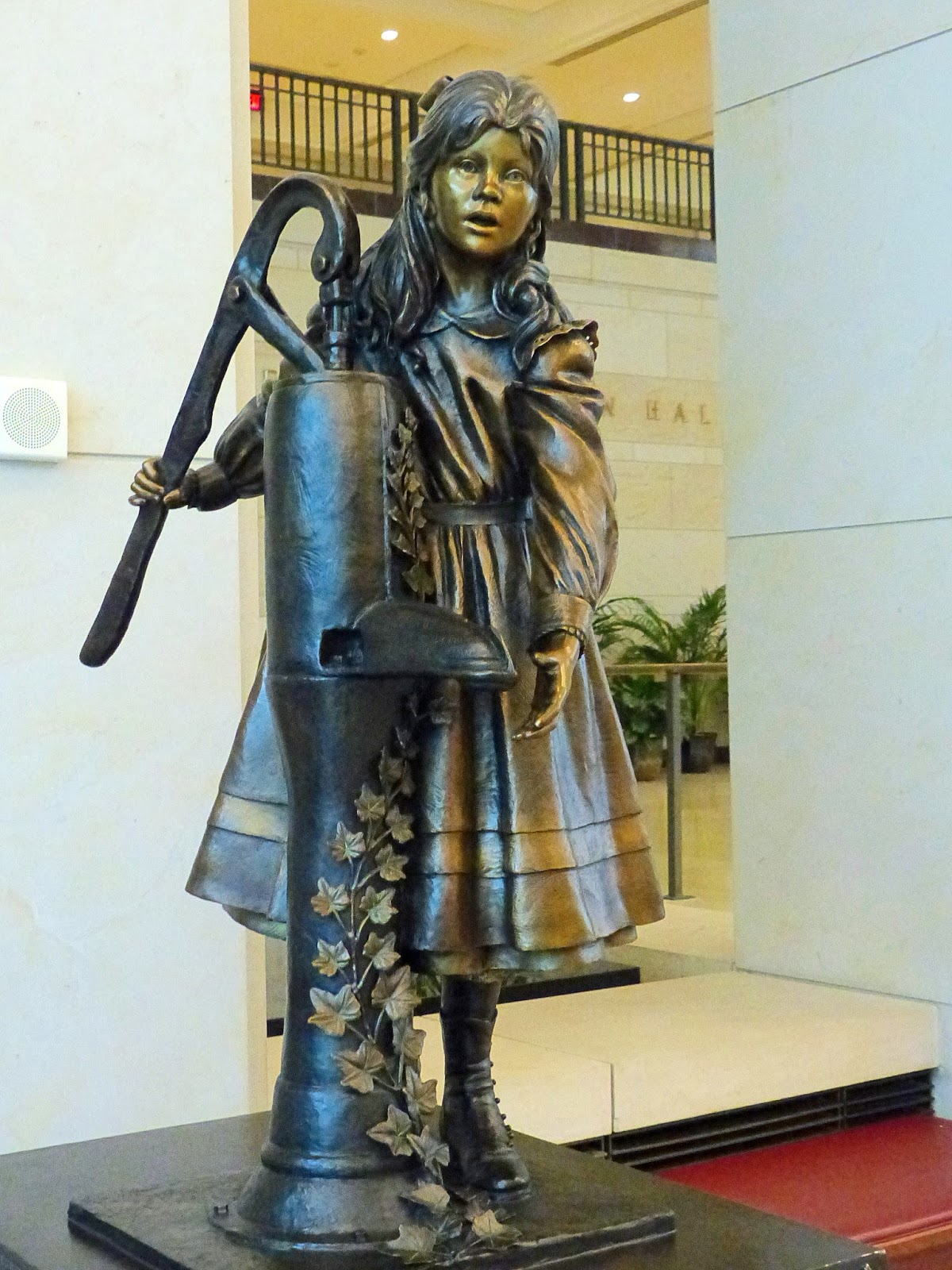 The Portrait Gallery: Helen Keller