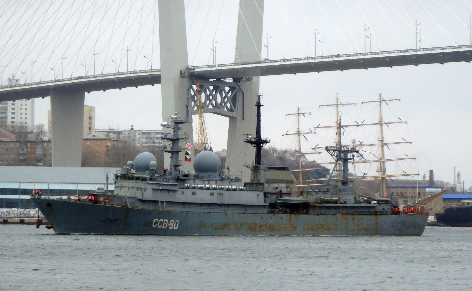 Vessel of Interest | наблюдаемое судно: RIMPAC 2016 has a Russian shadow