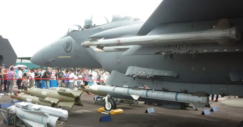 DEFENSE STUDIES: Singapore Requests Sale of 100 AIM-120C7 AMRAAM and 20 ...
