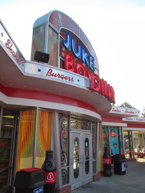 Watch Me Eat: Kings Dominion Food in Doswell, VA