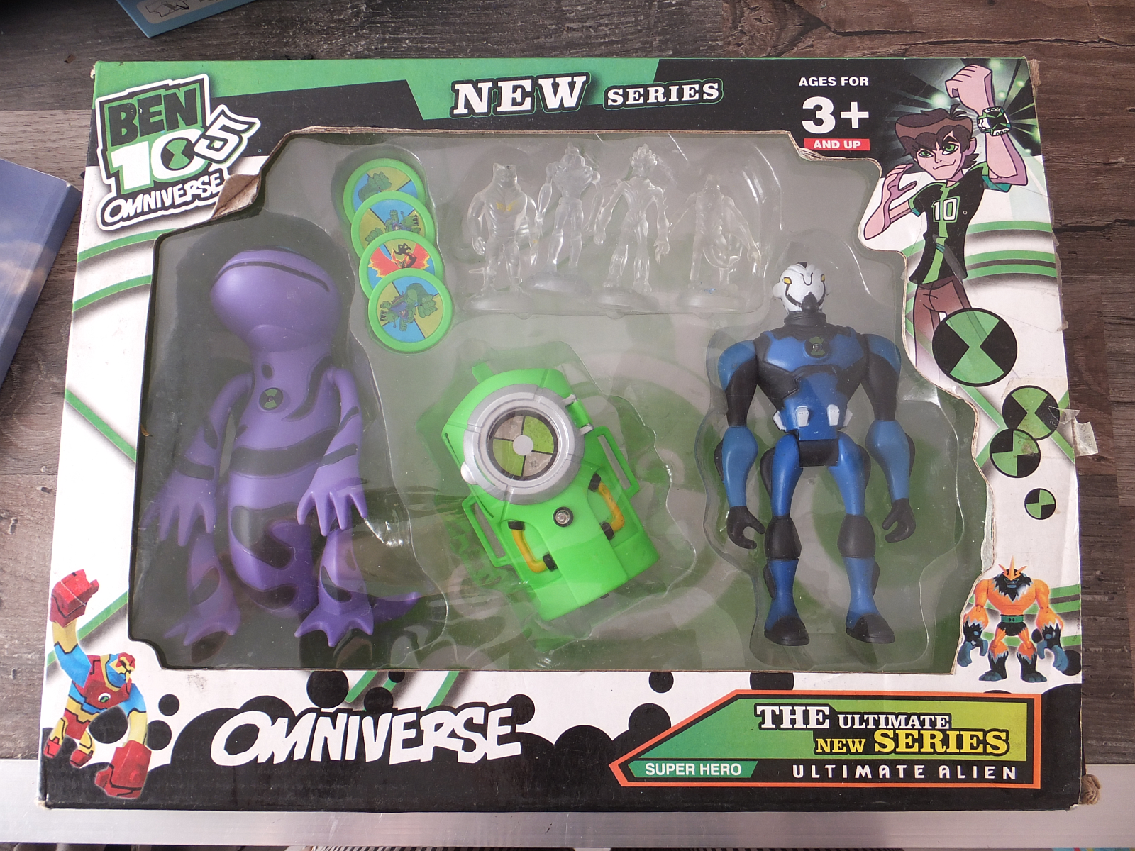 World of Action Figures: Ben 10 Ultimate Alien Bootlegs / Knockoffs ...