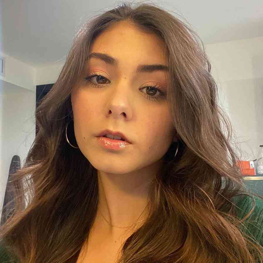 Mia Hayward Wiki, Biography, Age, Boyfriend, Facts and More