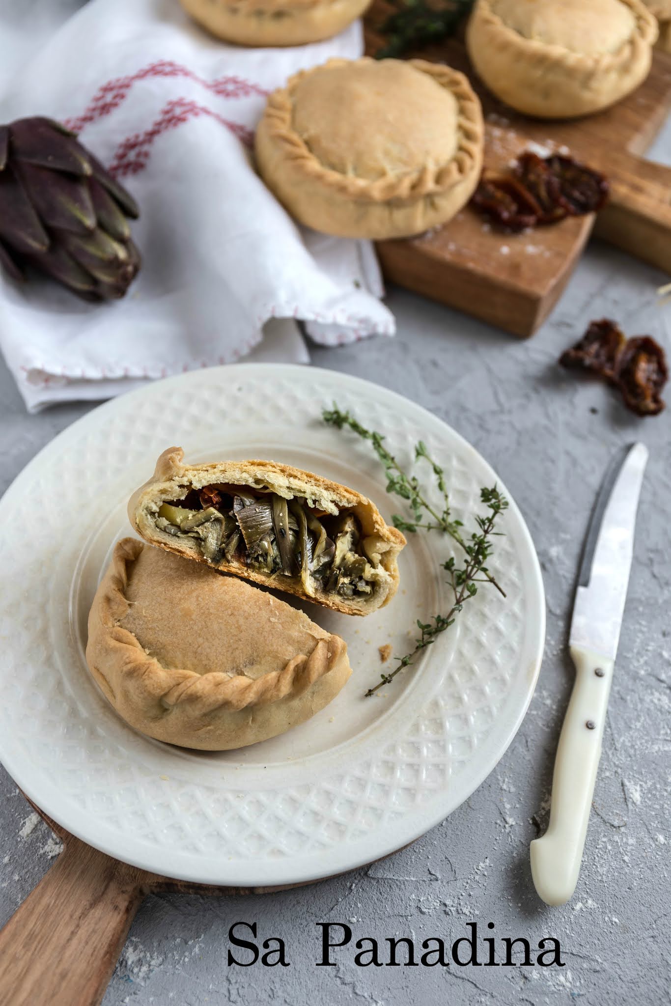 Andante con gusto: La Panada (Sa Panada) e la "Pentola di Pane"