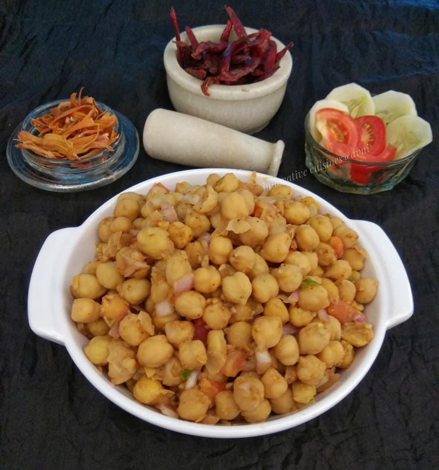Innovative Cuisines : Chatpate chana chaat