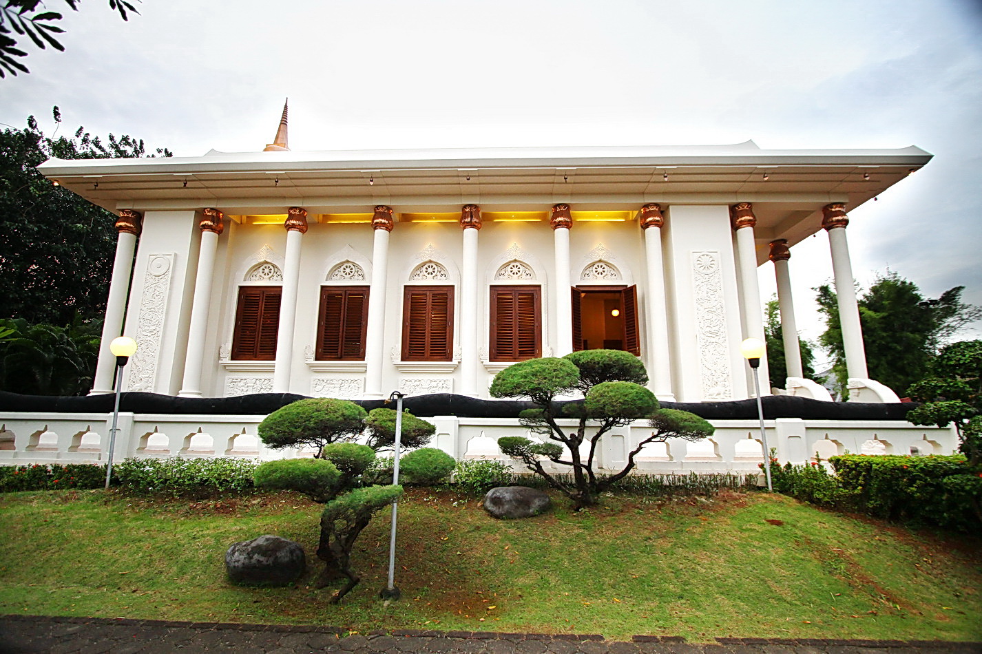 Vihara dan Kelenteng | Buddha Pedia