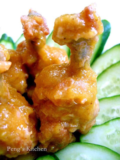 Peng's Kitchen: Boxing Chicken in Pineapple Sauce