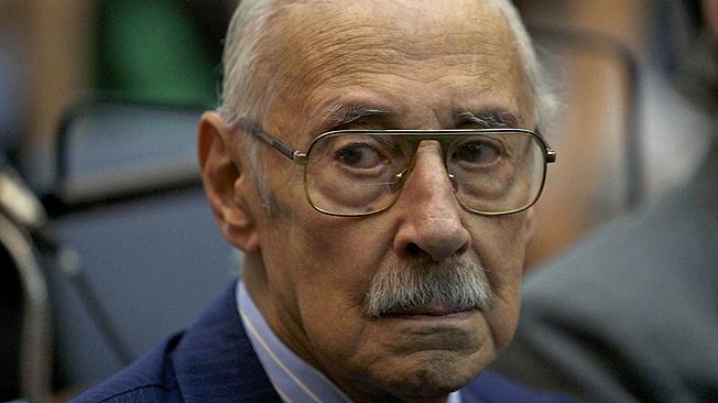 CAFE PRENSA: VIDELA SERÁ INTERROGADO A TRAVÉS DE UNA VIDEOCONFERENCIA
