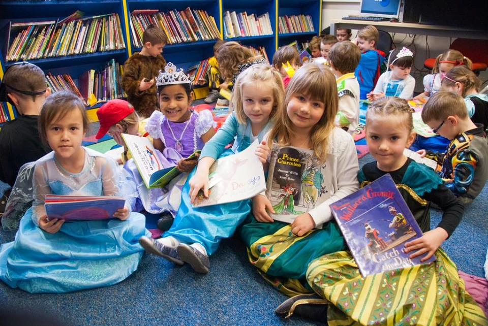 Torfaen Libraries Book Blog: March 2015