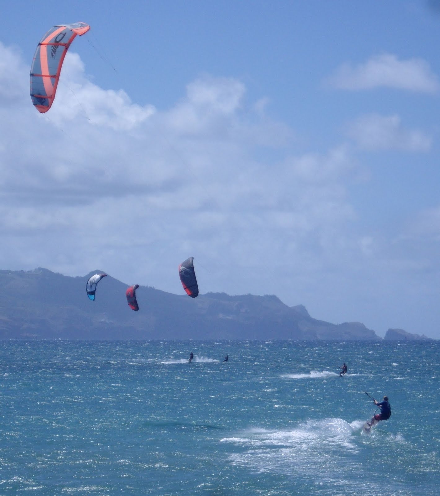 A day of sun, wind, sand and water - The Grassy Road