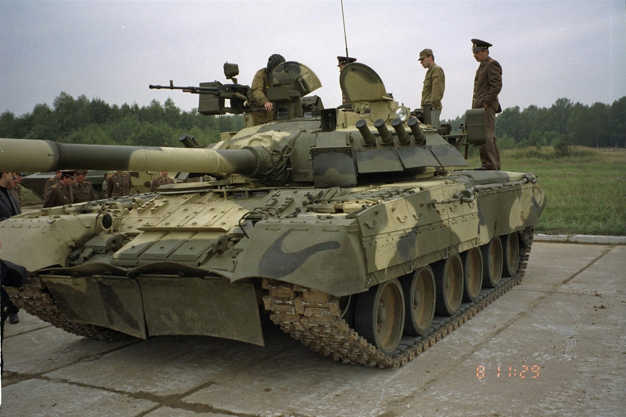 Soviet T-80U Object 219AS