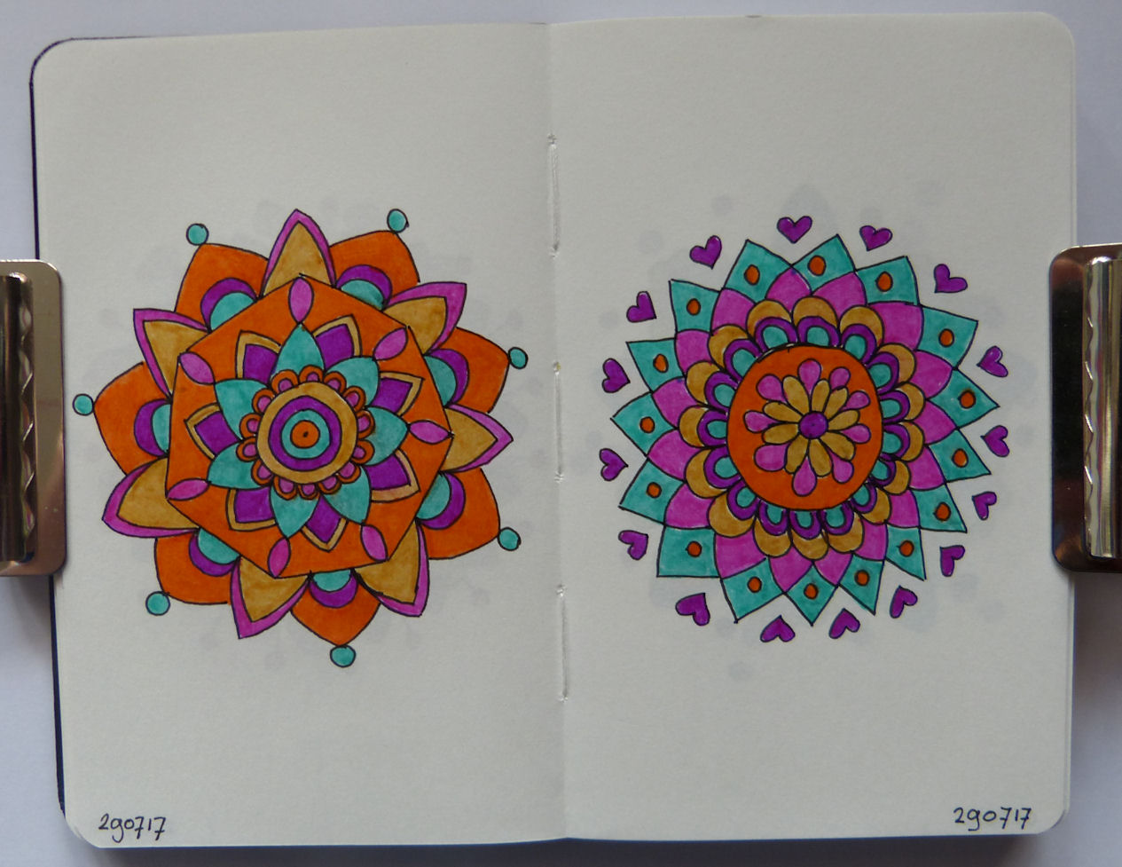 Caatje's Artsy Stuff: Tiny Mandalas