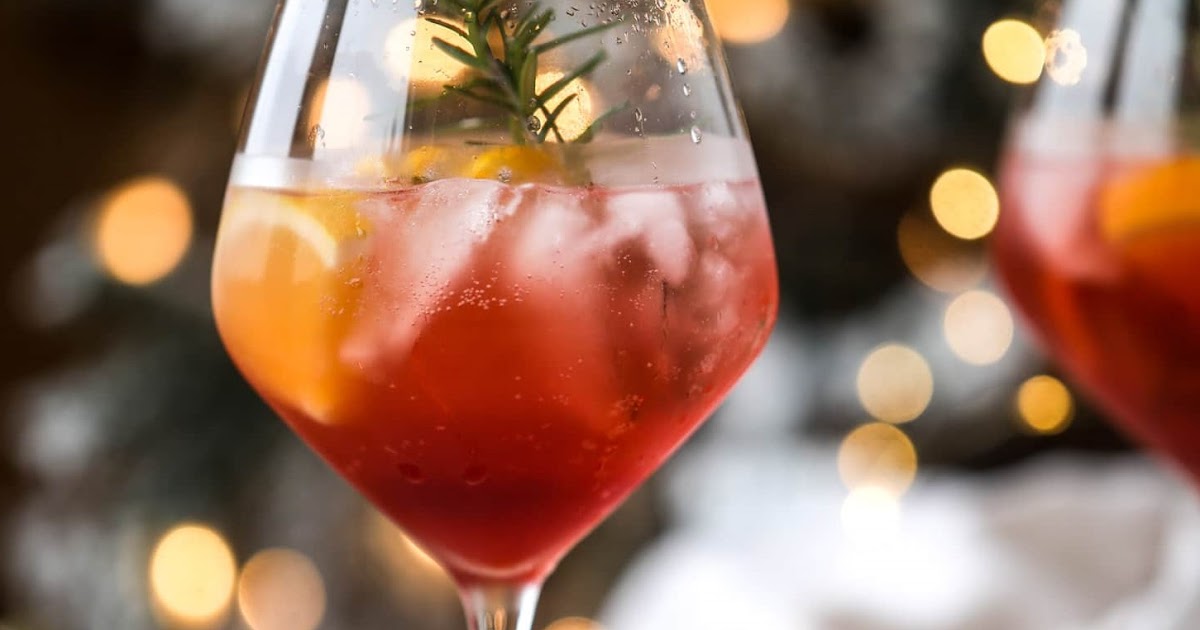 Winter Aperol Spritz with Prosecco