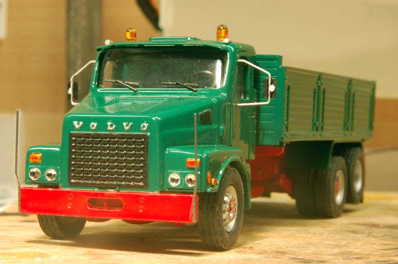 Freco Scale Models: Volvo N12 Tipper