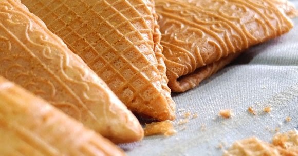 Resep Membuat Kue Semprong Garing Renyah Manis - DAPUR MASAK ENAK